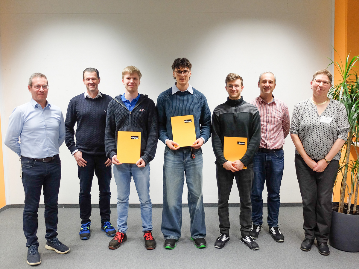 Sehr gute Leistungen im Grundstudium ausgezeichnet